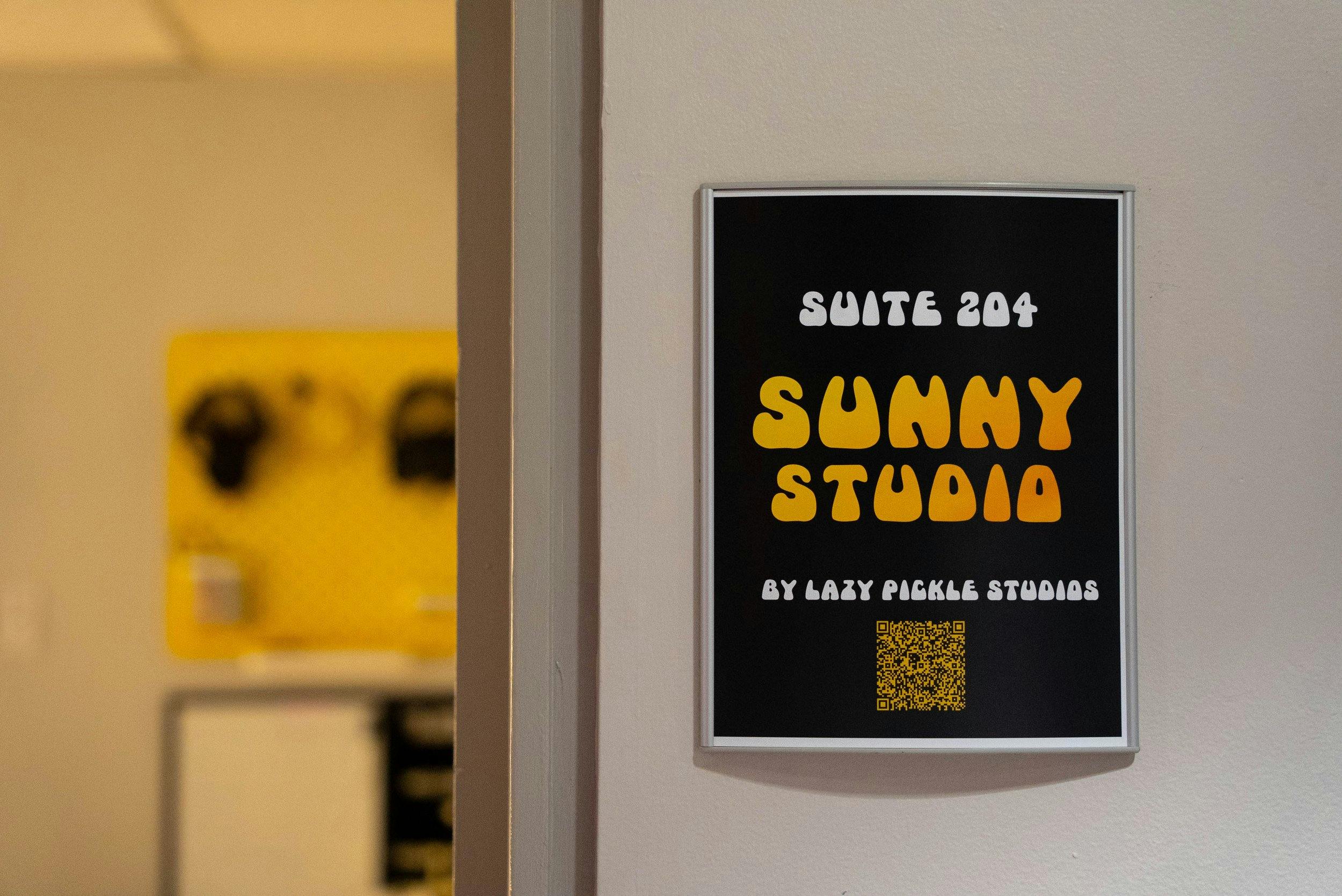 The Sunny Studio at Lazy Pickle Studios - Private Home for Rent in Burbank - Swimply